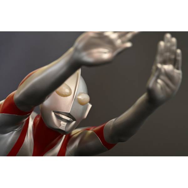 Mega Soft Vinyl: Shin Ultraman - Ultraman (Flight Form) | Nin-Nin-Game.com