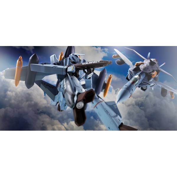 HI-METAL R: Macross Zero - VF-0A Phoenix - VF-0A Phoenix+QF-2200D-B ...