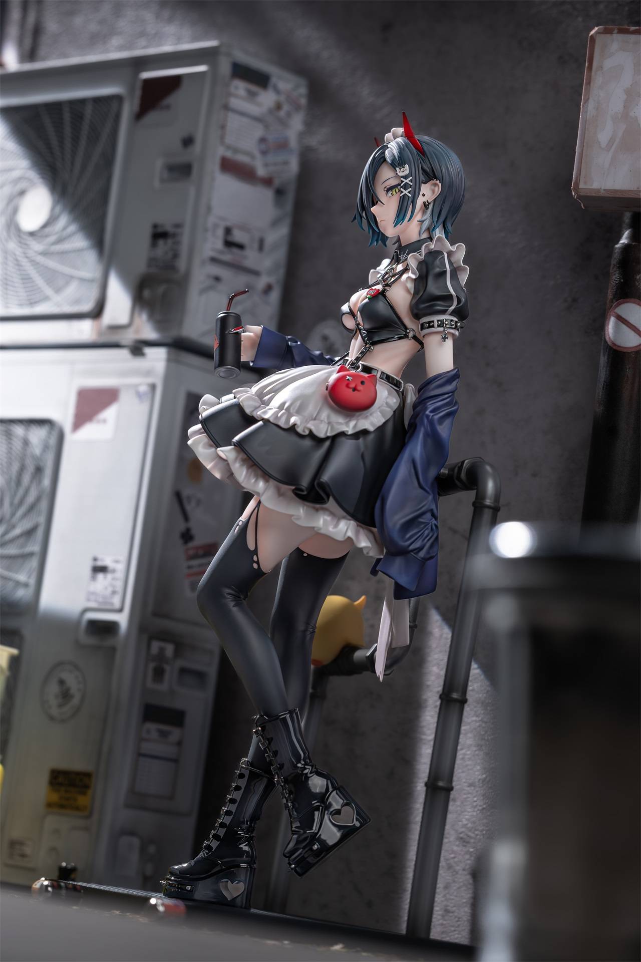 Azur Lane: Manjuu & Ulrich von Hutten 1/6 - Mayhem Maid Ver. [AniGame ...