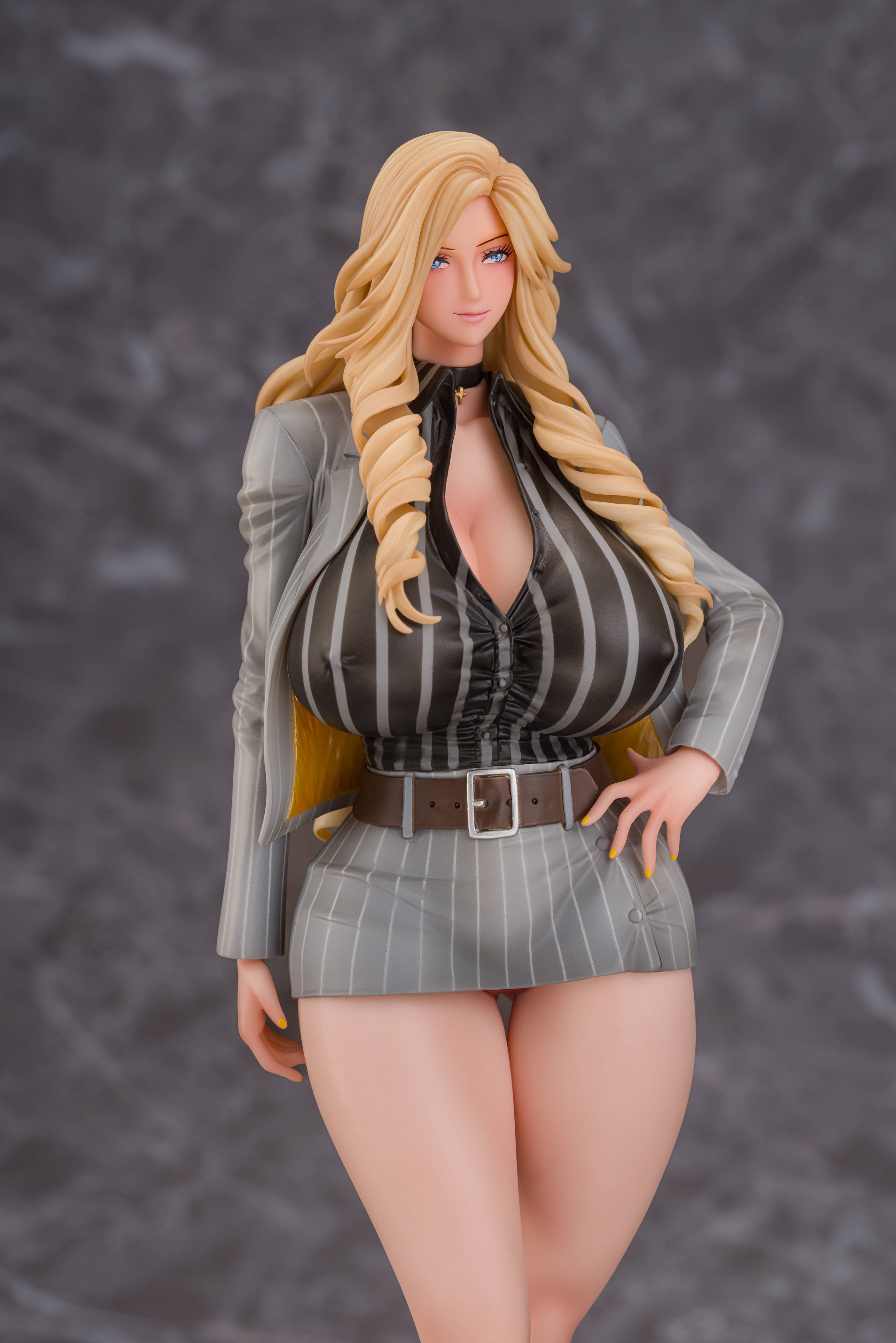 Gal Ane Shachou to Harem Office: Nishigori Ai 1/7 - Grey Suit Ver ...